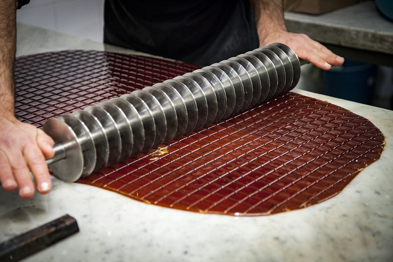 Il-karamelli tal-ħarrub… tradizzjoni li ntiret tliet ġenerazzjonijiet ...