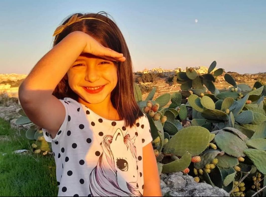 “Ommi tħeġġiġni ngħanni bil-Malti għax maż-żmien qed jintesew" - talk.mt