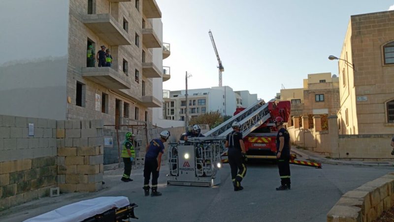 Sirjan iweġġa' gravi wara li waqa' minn għoli f'Marsaxlokk - talk.mt Sirjan iweġġa' gravi wara li waqa' minn għoli f'Marsaxlokk - talk.mt