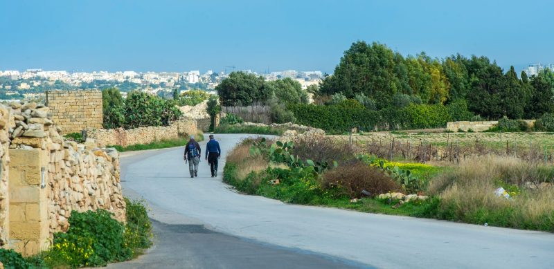 INĦADDRU L-QALBA TAL-IRĦULA U L-IBLIET - talk.mt