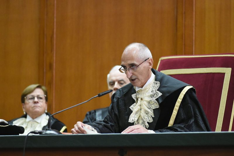 "Wasal iż-żmien li nerġgħu nqisu jekk is-sistema preżenti tal-ġurijiet ...