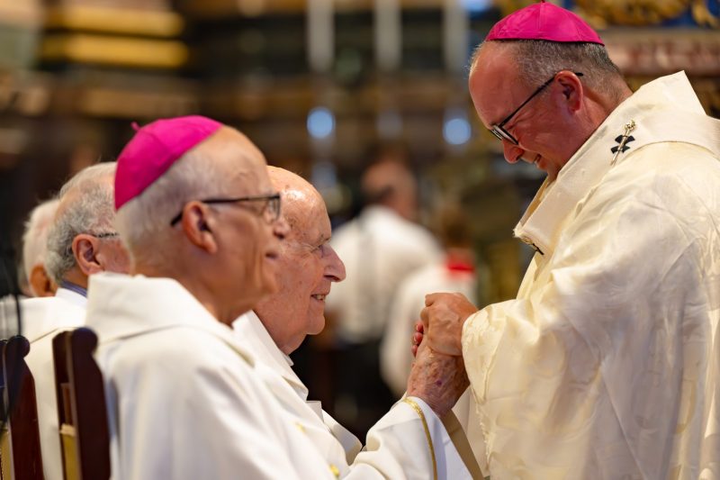 L-Arċisqof isellem il-memorja ta’ Mons. Grech bħala saċerdot u ...