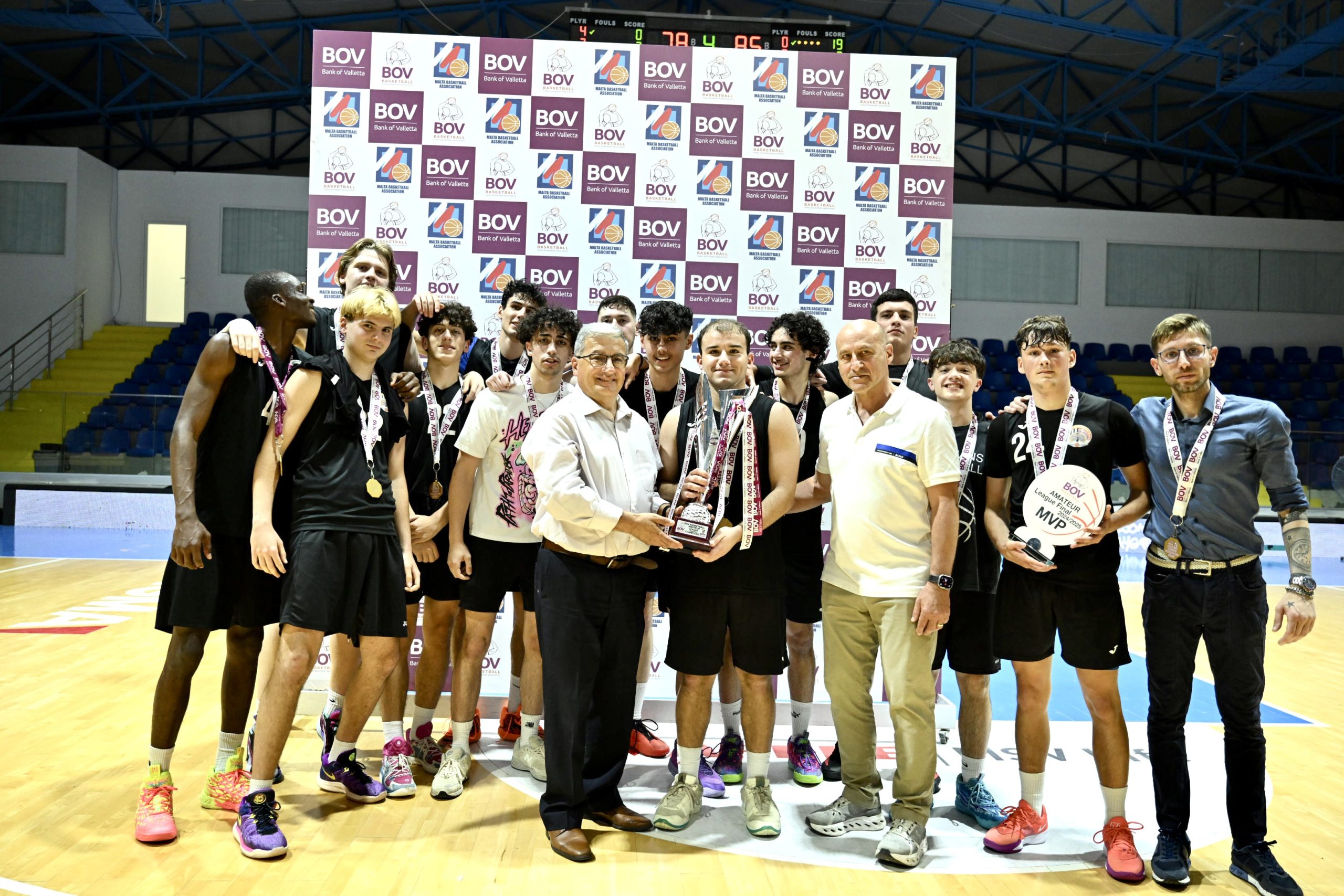 Hibernians huma ċ-Champions tal-Kampjonat BOV Amateur tal-Basketball ...