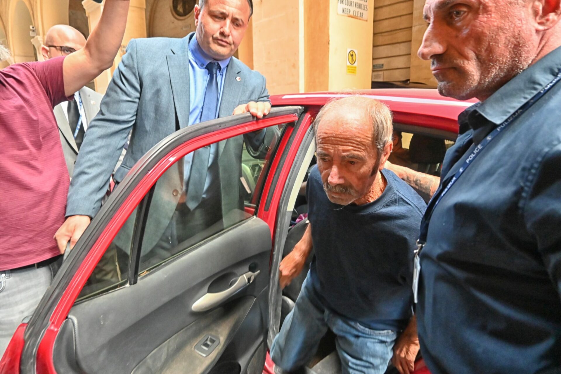 “Il-vittma kien imwissi biex ma jdejjaqx aktar lill-allegat aggressur ...