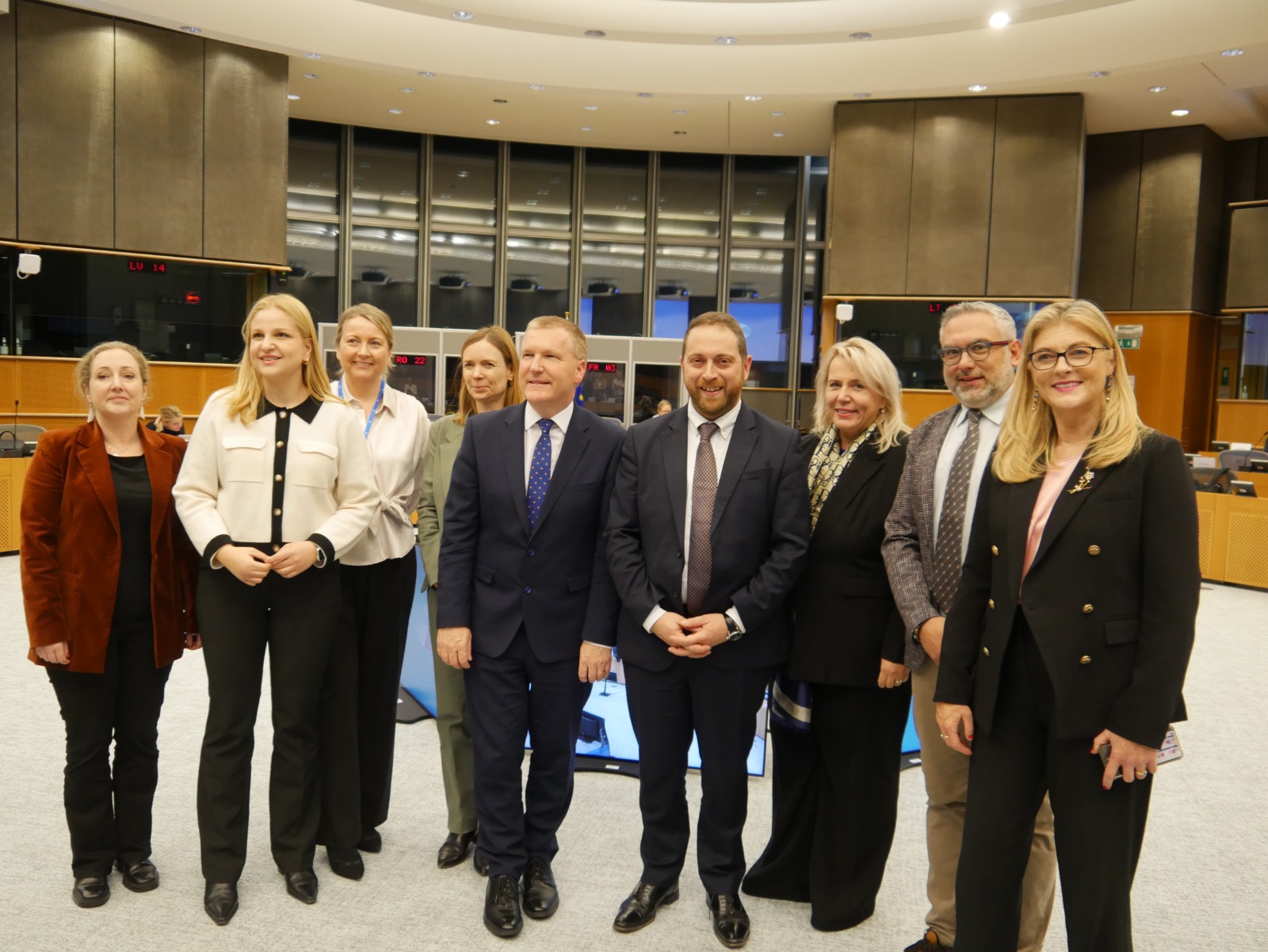 Jintlaħaq ftehim dwar ir-regoli tal-ivvjaġġar li se jipproteġu lill ...